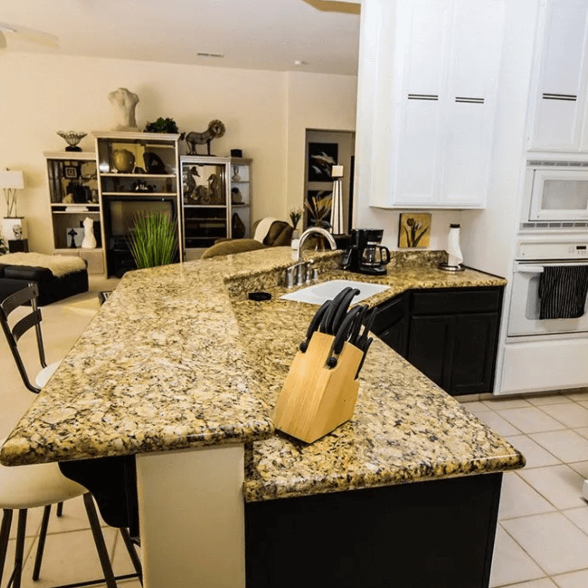 Chardon, OH | Granite Counter Tops | Creative Stonecrafters